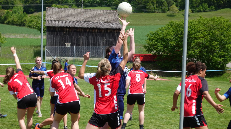 Klettgauer Bote: Spannende Korbballspiele in Löhningen